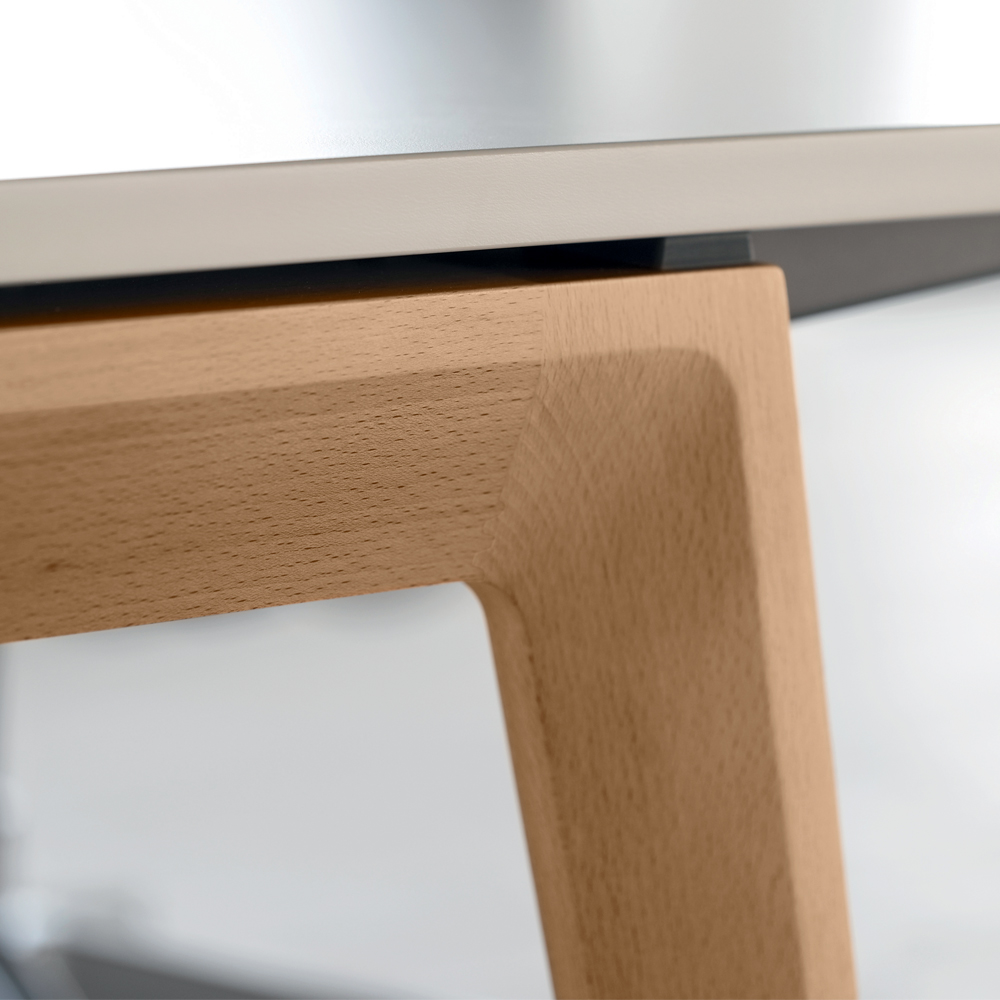 B-free Lounge - Iteract